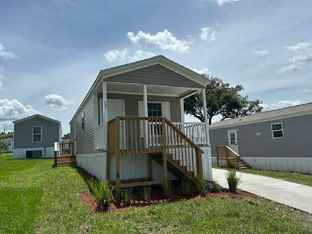Manufactured Homes For Sale & Lots For Rent | Island Communities