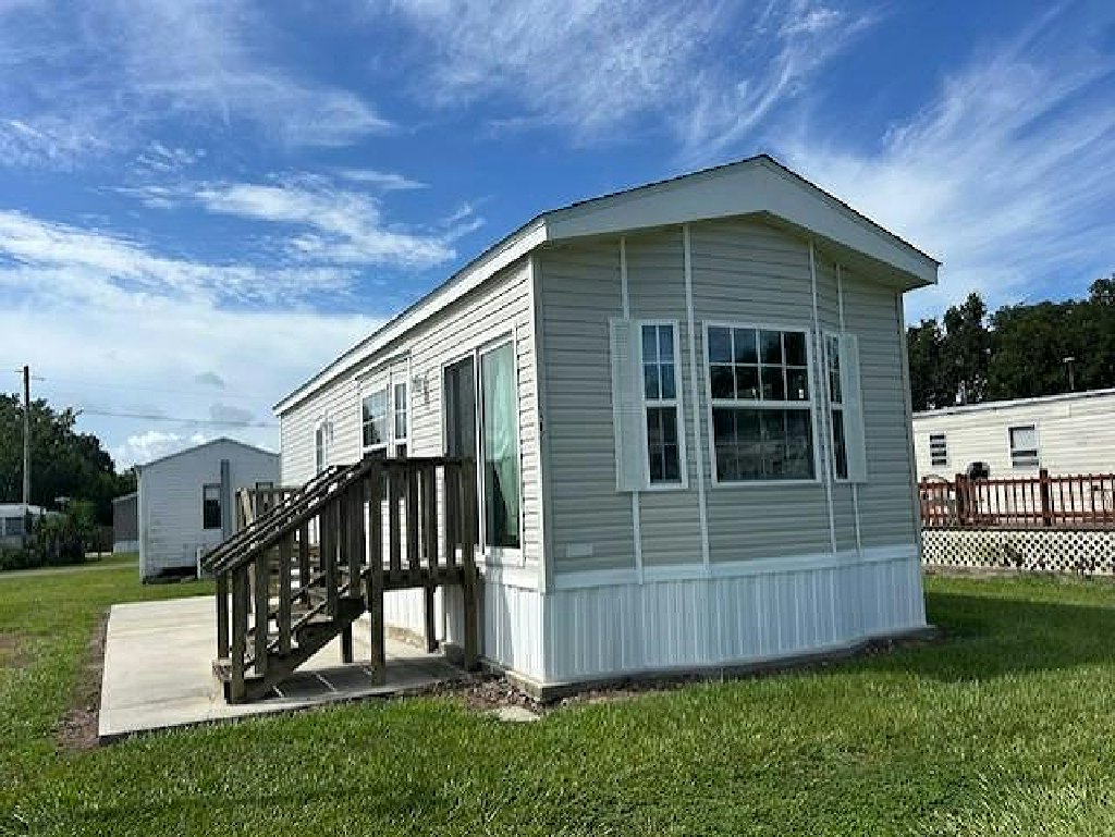 Manufactured Homes For Sale & Lots For Rent | Island Communities