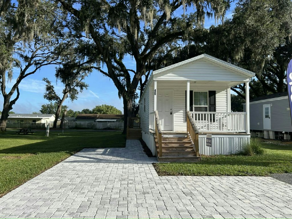 Manufactured Homes For Sale & Lots For Rent | Island Communities